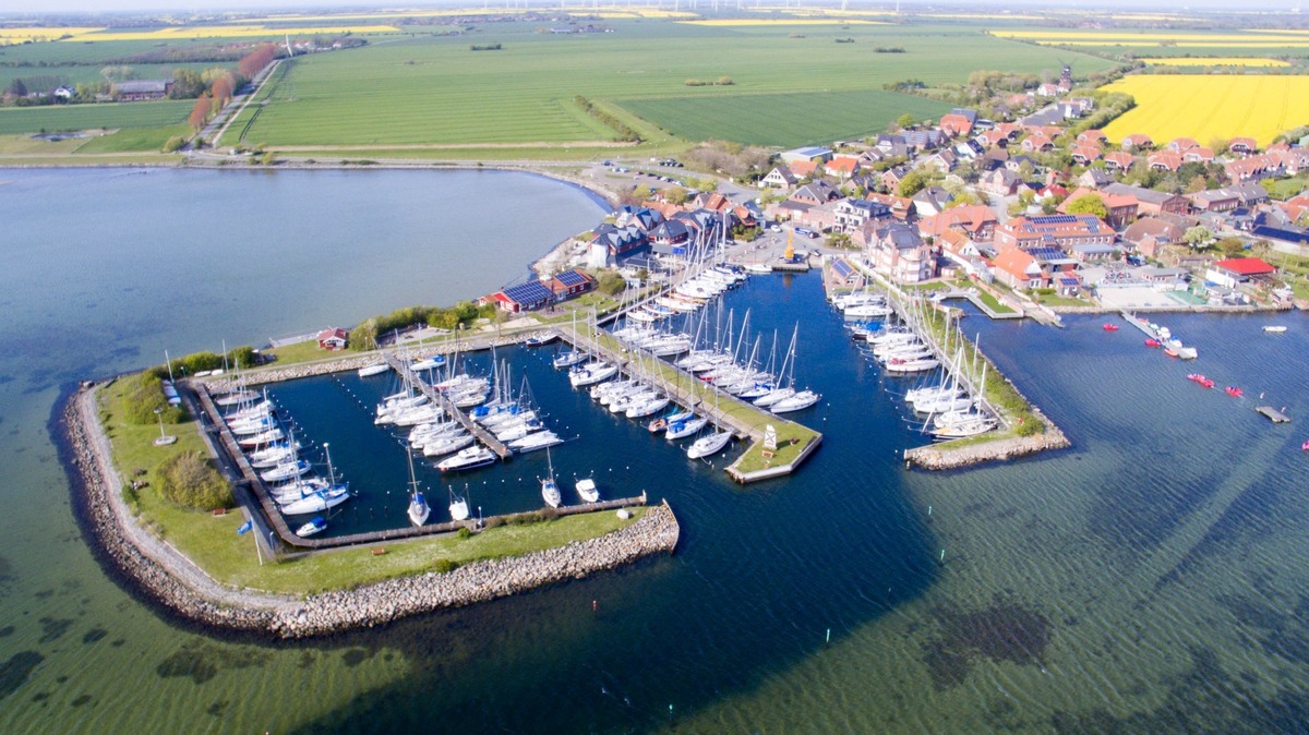 Yachthafen Lemkenhafen | Fehmarn Tourismus